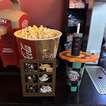 AMC TUSTIN 14 AT THE DISTRICT - Updated November 2025 - 580 Photos ...