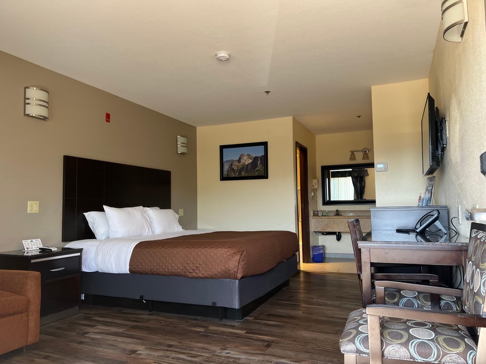 YOSEMITE SIERRA INN - Updated November 2025 - 76 Photos & 62 Reviews ...