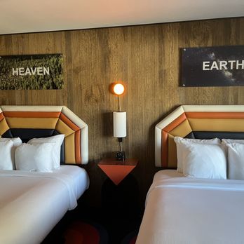 AMERICANA MOTOR HOTEL - Updated June 2024 - 29 Photos & 19 Reviews - 2650 E Rte 66, Flagstaff ...