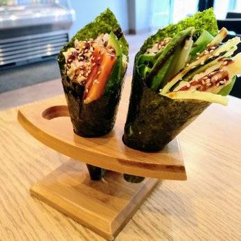 SUSHI INBOX - 48 Photos & 31 Reviews - 2045 Avenue Union, Montréal ...