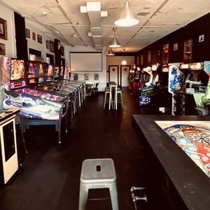 CAPITOL ARCADE BAR AND LOUNGE - Updated November 2025 - 14 Reviews ...