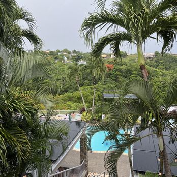 THE LAZY PARROT INN - Updated October 2025 - 101 Photos & 41 Reviews ...