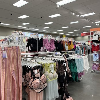TARGET - Updated July 2024 - 563 Photos & 451 Reviews - 298 W McKinley ...