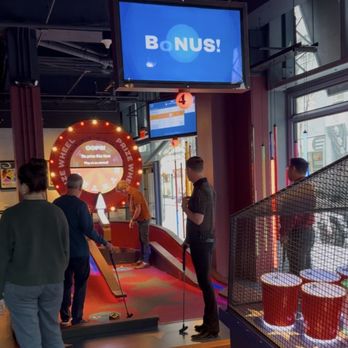 PUTTSHACK - PHILADELPHIA - Updated October 2025 - 179 Photos & 140 ...