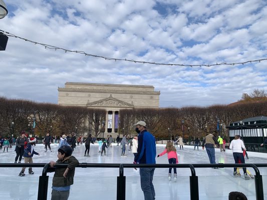 THE SCULPTURE GARDEN ICE RINK - Updated December 2025 - 28 Photos - 7th ...