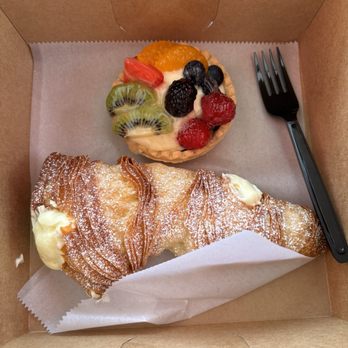 D’AMICO & SONS ITALIAN MARKET & BAKERY - Updated August 2024 - 130 ...