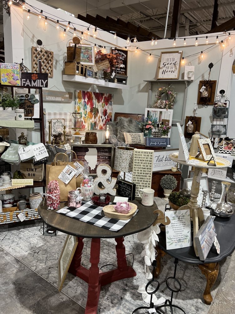 PAINTED TREE BOUTIQUES - Updated November 2024 - 136 Photos & 31 ...