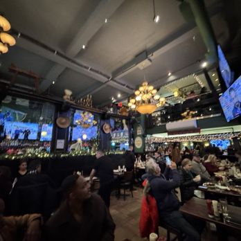 SEAN’S BAR & KITCHEN - Updated October 2025 - 564 Photos & 474 Reviews ...