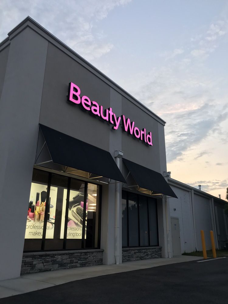 BEAUTISA - 14 Photos - 2100 N Main St, High Point, North Carolina ...