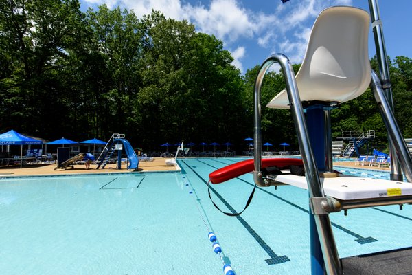 FOX HUNT SWIM & TENNIS CLUB - Updated December 2025 - 15 Photos - 7024 ...