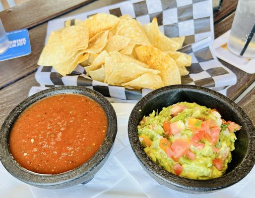 CHILL GRAPEVINE - Updated December 2025 - 301 Photos & 471 Reviews ...