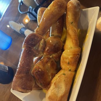 BROZINNI PIZZERIA - Updated April 2025 - 422 Photos & 495 Reviews ...