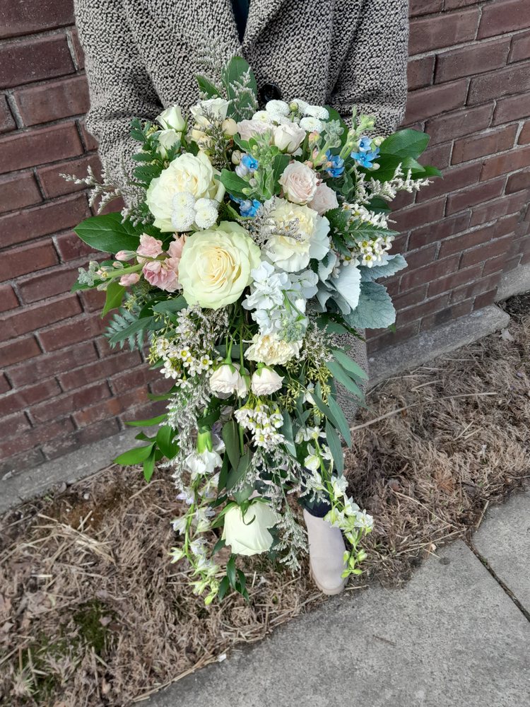 FLOWERS BY GRACE - Updated April 2026 - 6248 Pine St, Cass City ...