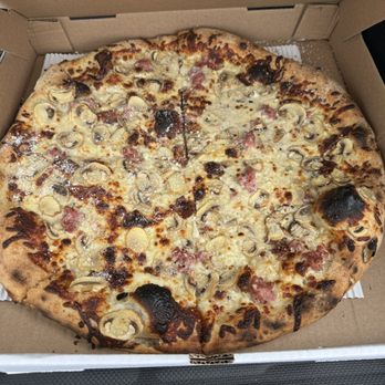 BACK DOOR PIZZA - Updated October 2025 - 83 Photos & 82 Reviews - 1438 ...