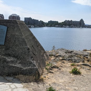 SONGHEES POINT - Updated December 2025 - 24 Photos - 50 Songhees Road ...