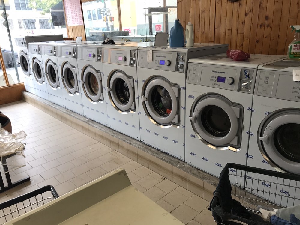 SUPER LAUNDROMAT - Updated December 2025 - 41 Reviews - 355 Smith St ...