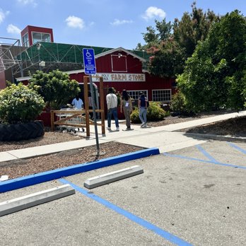 CAL POLY POMONA FARM STORE - Updated September 2024 - 1008 Photos & 203 ...
