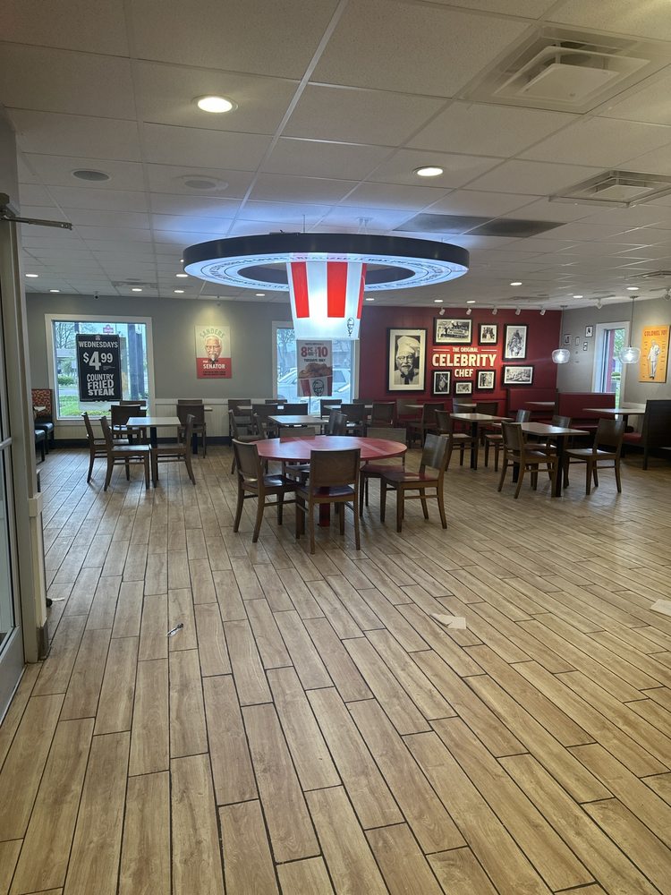 KFC - Updated May 2025 - 12 Reviews - 1906 N Lincoln Rd, Greensburg ...