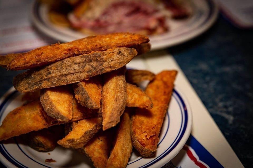 ATTMAN’S DELICATESSEN - Updated July 2025 - 695 Photos & 445 Reviews ...