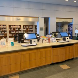 NEWPORT BEACH PUBLIC LIBRARY - 223 Photos & 273 Reviews - 1000 Avocado ...