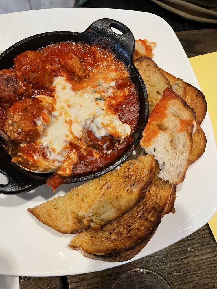 COOPER’S HAWK WINERY & RESTAURANT- LANSING, MI - Updated September 2025 ...