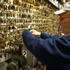 S & P LOCKSMITH CORPORATION - Updated March 2025 - 11 Photos & 19 ...