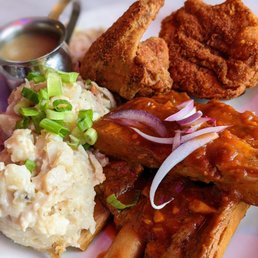 DADEO - Updated December 2025 - 297 Photos & 305 Reviews - 10548A 82 ...