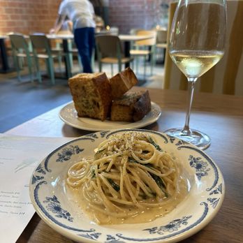 FIFE AND FARRO - Updated June 2024 - 142 Photos & 40 Reviews - 221 ...