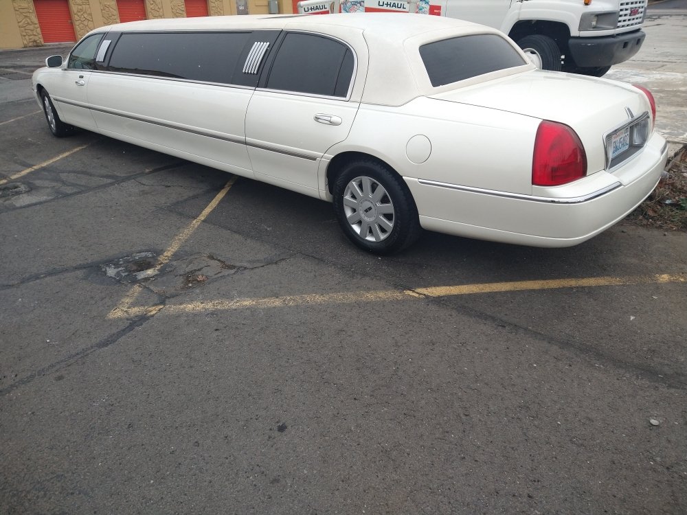 A PLUS LIMOUSINE - Updated December 2024 - 16 Photos - Spokane ...