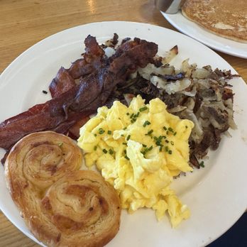 ROW - Updated December 2025 - 270 Photos & 227 Reviews - 208 State Ave ...