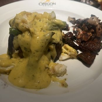 THE OREGON GRILLE - Updated January 2025 - 239 Photos & 271 Reviews ...