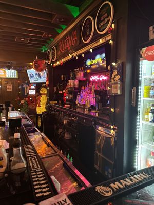 THE RIG - Updated October 2025 - 13 Photos & 23 Reviews - 9421 E Market ...