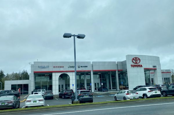 LUM’S TOYOTA - Updated January 2026 - 28 Reviews - 1605 SE Ensign Ln ...