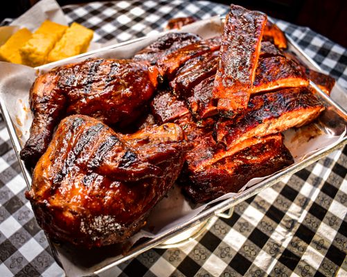 FATBACKS BBQ - Updated November 2024 - 38 Photos & 60 Reviews - 901 N ...