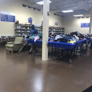 GOODWILL INDUSTRIES OUTLET STORE - 28 Photos & 13 Reviews - Thrift ...