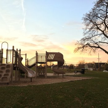 KILBOURN PARK - Updated August 2025 - 29 Photos - North Avenue At ...