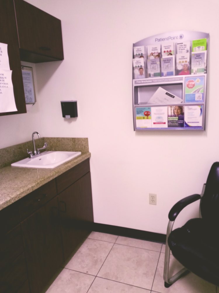 FIDEL LARA, MD - Updated August 2025 - 16 Reviews - 8033 Vineland Ave ...