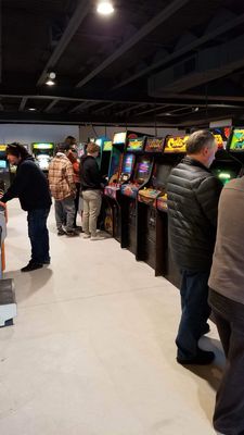 VINTAGE VAULT ARCADE - Updated January 2026 - 32 Photos - 715 Main St ...