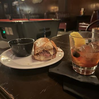 COLE’S FRENCH DIP - Updated May 2025 - 2057 Photos & 2422 Reviews - 118 ...