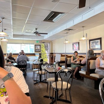 THE CITY DINER - Updated December 2024 - 95 Photos & 75 Reviews - 5109 ...