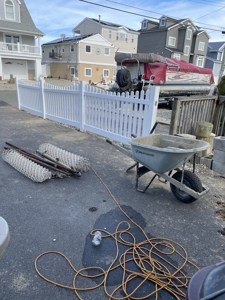 EXPRESS FENCING - Updated June 2026 - 12 Photos & 11 Reviews - 727 Rte ...