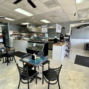 THE NOSH PIT - Updated July 2025 - 148 Photos & 102 Reviews - 4040 Park ...