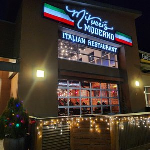 M’TUCCI’S MODERNO - 604 Photos & 404 Reviews - 1908 Wellspring Ave SE ...