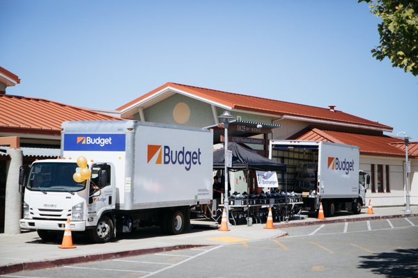 TECH EXCHANGE - Updated October 2025 - 12 Photos - 2530 International ...