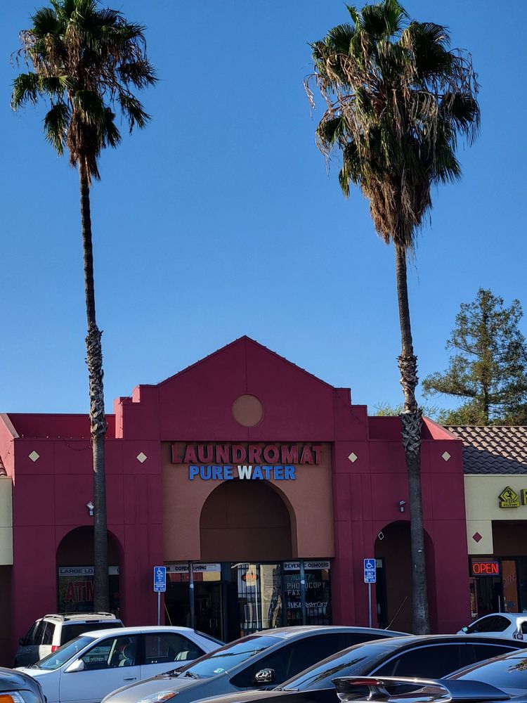 CROSSROADS SHOPPING CENTER - Updated August 2024 - 10 Photos - 459 S ...