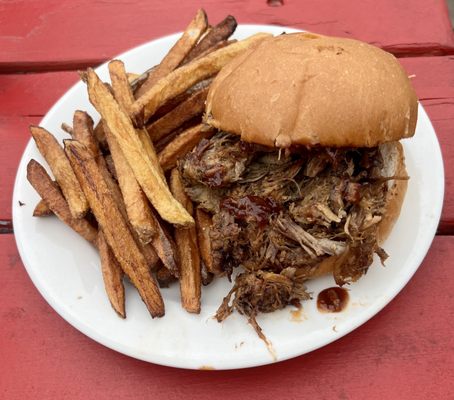 HARBOR RESTAURANT, BAR & MARINA - Updated July 2024 - 74 Photos & 48 ...