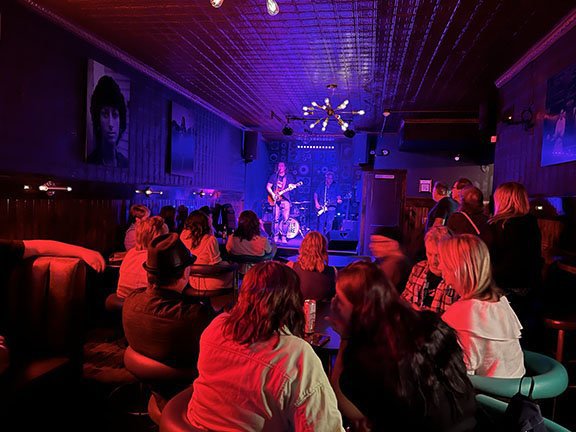 STEEL AND WIRE COCKTAIL LOUNGE - Lounges - 124 Millbury St, Worcester ...