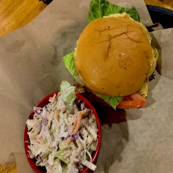 HUNGRY PALATE BAR & GRILL - Updated 2024 - 85 Photos & 36 Reviews - 239 ...