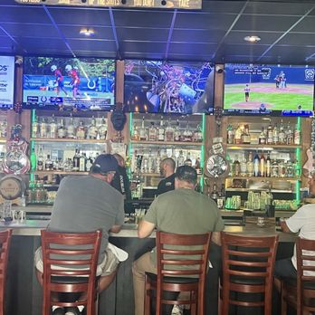 DOUBLE ROADS TAVERN - Updated November 2025 - 33 Photos & 29 Reviews - 103 US Hwy 1, Jupiter ...