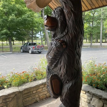 THE LOG DEN - Updated December 2025 - 100 Photos & 123 Reviews - 6626 ...